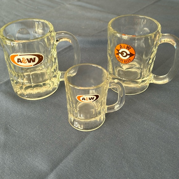 A&W Root Beer | Dining | 3 Mugs Set Of 2 Vintage Aw Root Beer Mugs And ...